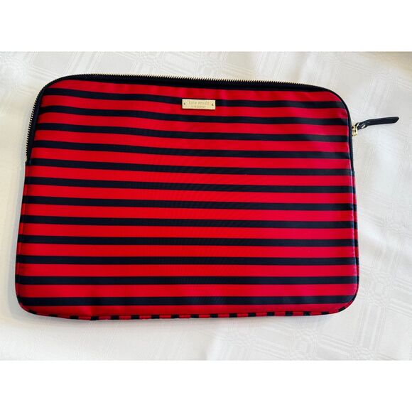 kate spade | Bags | Kate Spade Laptop Case Beautiful Condition 4 Laptop ...